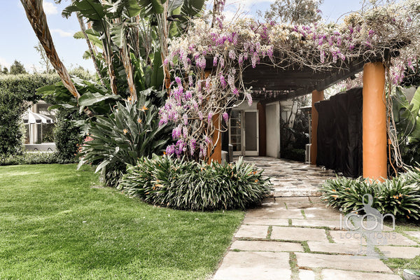 Mid Century - MID2081 – ICON Locations